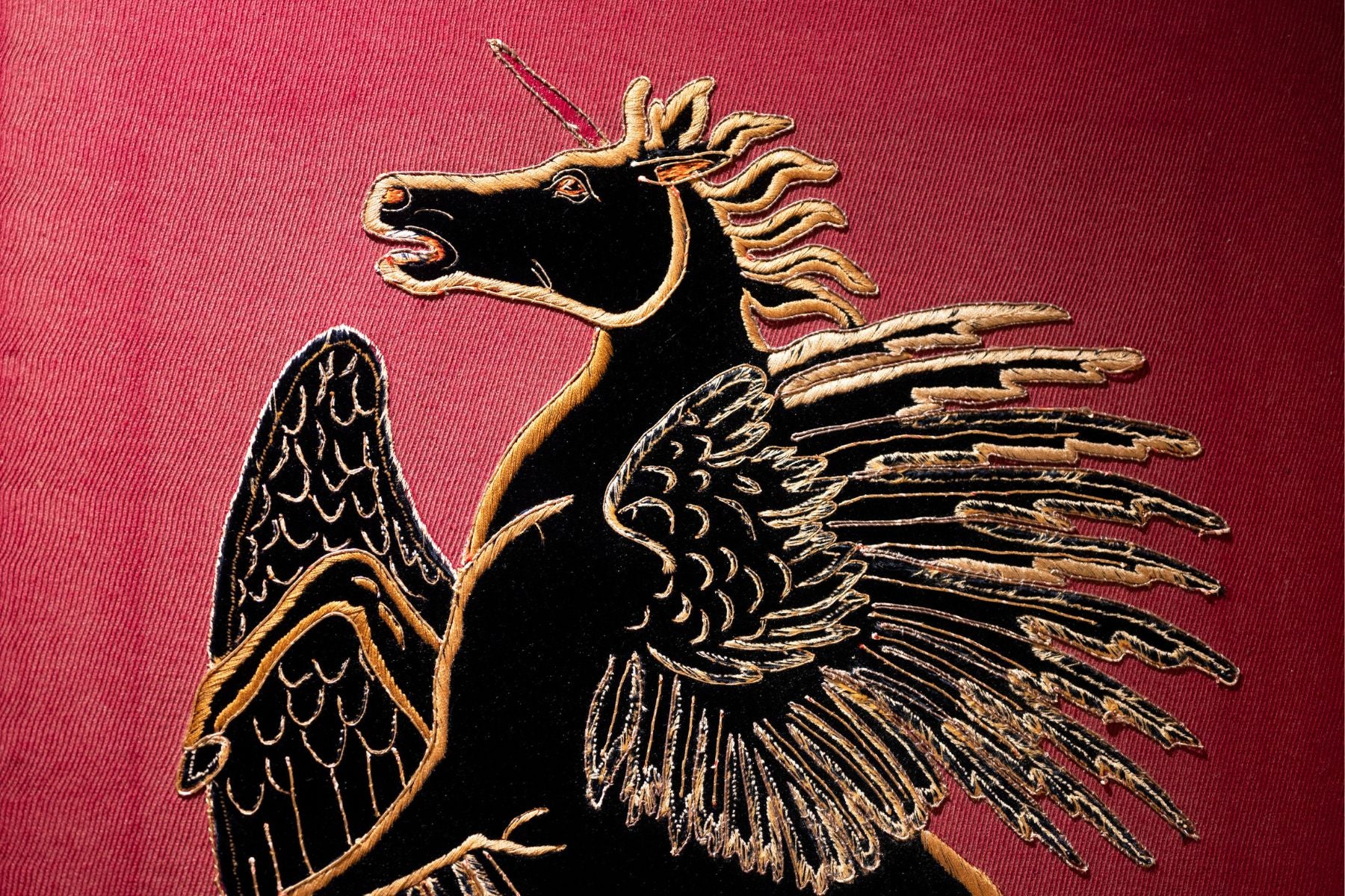 Descriptive Gallery Tour: Stitched | Visually Impaired Visitors ...